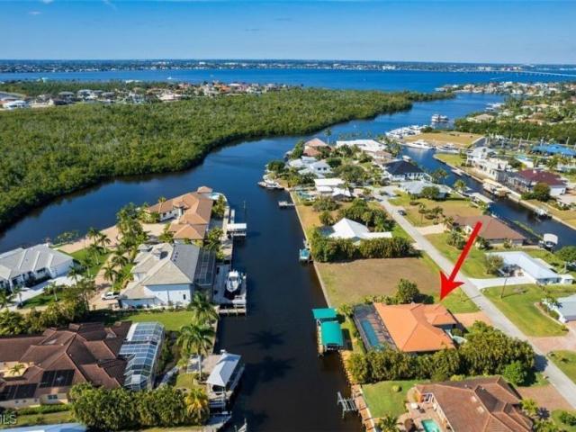 3 bedroom, FL FL 102588129