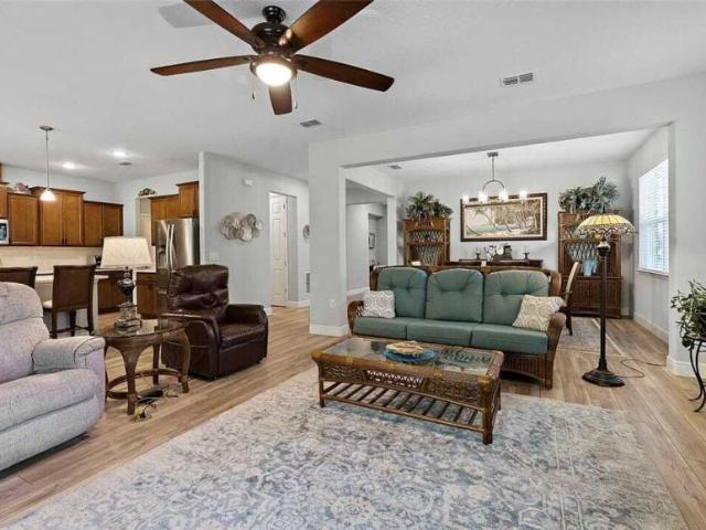 3 bedroom, FL FL 102659718