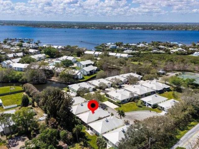 3 bedroom, FL FL 102659867