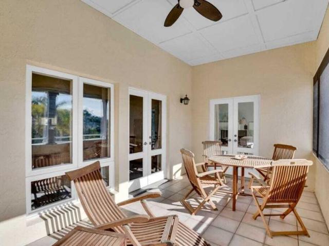3 bedroom, FL FL 102661176