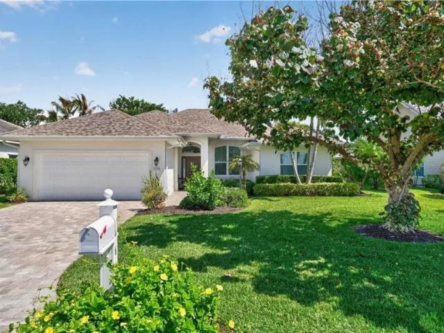 3 bedroom, FL FL 102715877