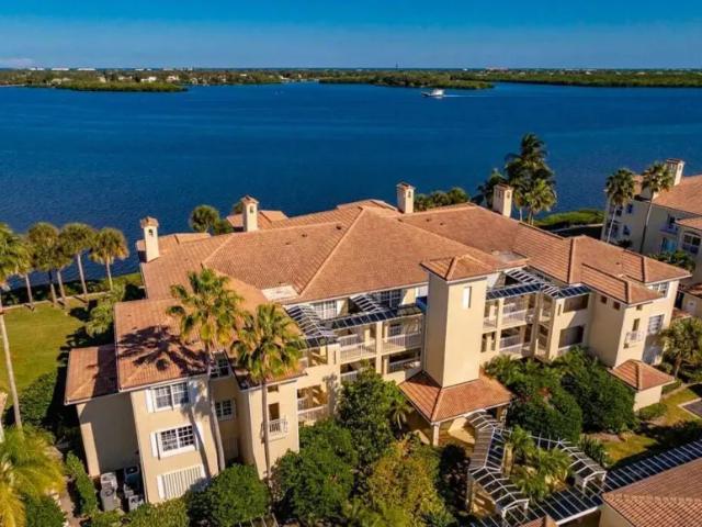 3 bedroom, FL FL 102715882