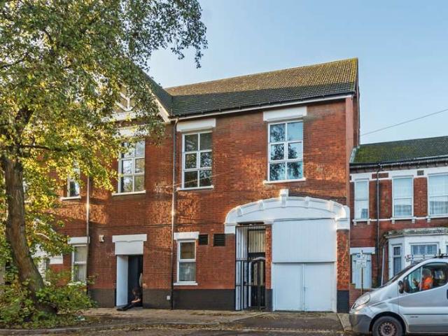 3 Bedroom Flat