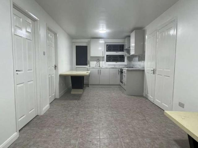 3 Bedroom Flat