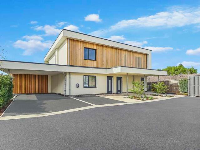 3 Bedroom Flat