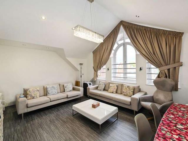 3 Bedroom Flat