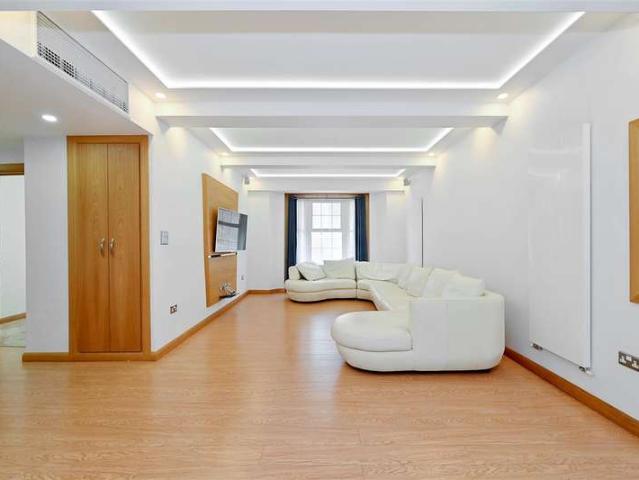 3 Bedroom Flat