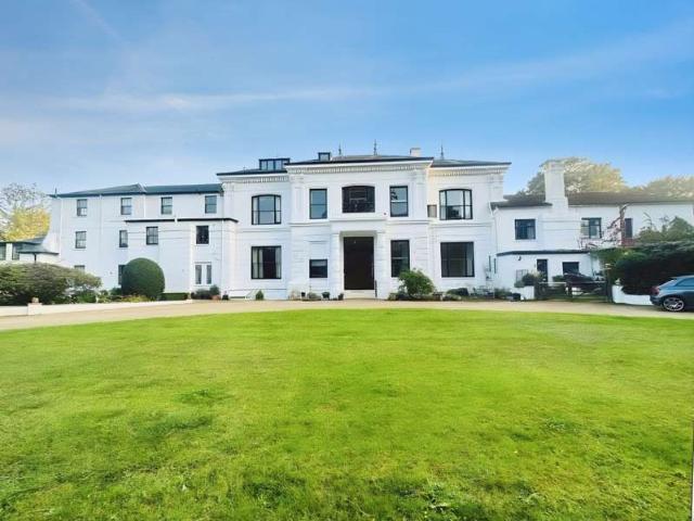 3 Bedroom Flat