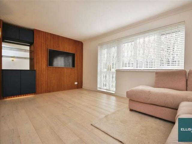 3 Bedroom Flat