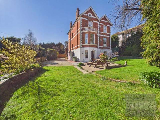 3 Bedroom Flat