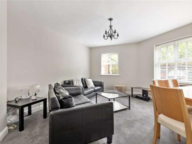 3 Bedroom Flat