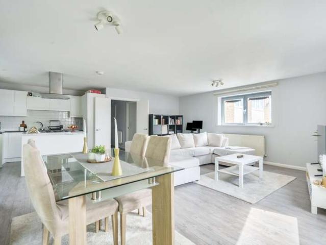 3 Bedroom Flat