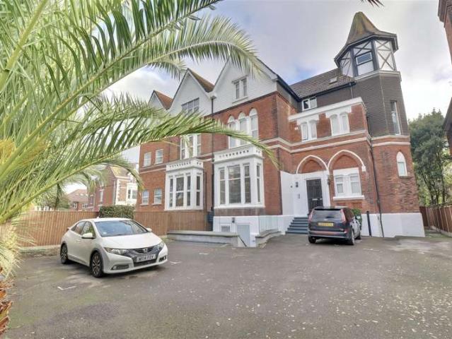 3 Bedroom Flat