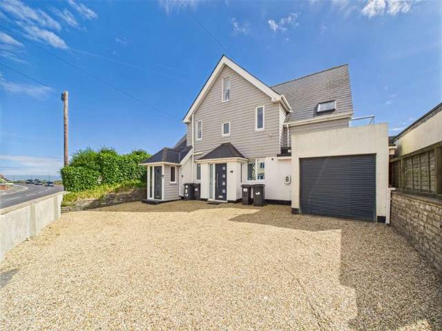 3 Bedroom Flat