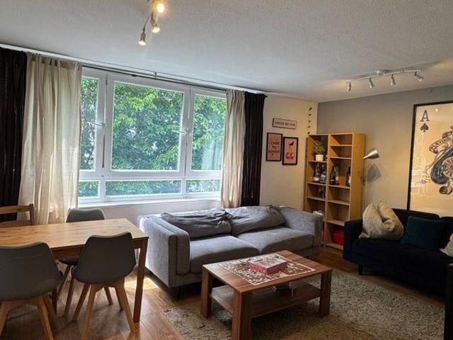 3 Bedroom Flat 4 minute walk to Battersea Park