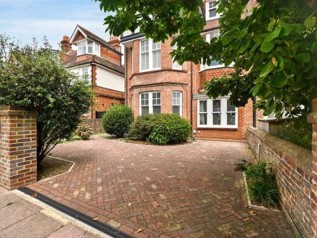 3 Bedroom Flat