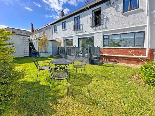 3 Bedroom Flat