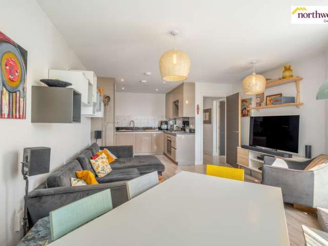 3 Bedroom Flat