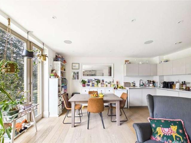 3 Bedroom Flat