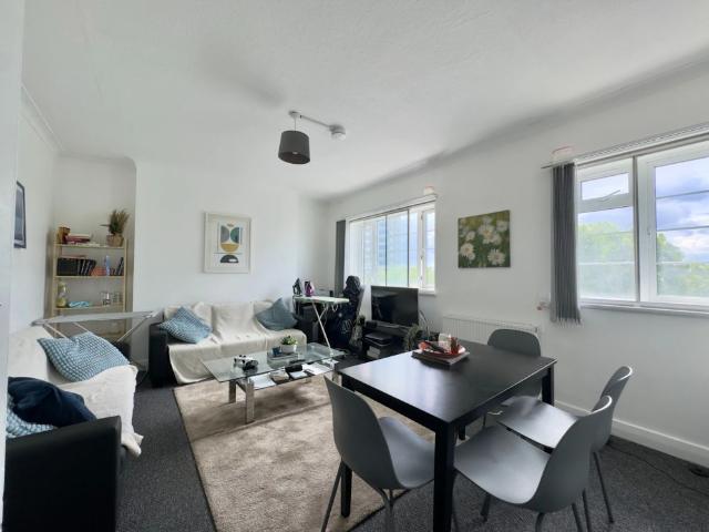 3 Bedroom Flat