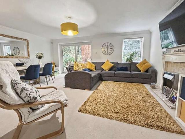 3 Bedroom Flat
