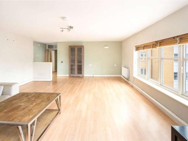 3 Bedroom Flat