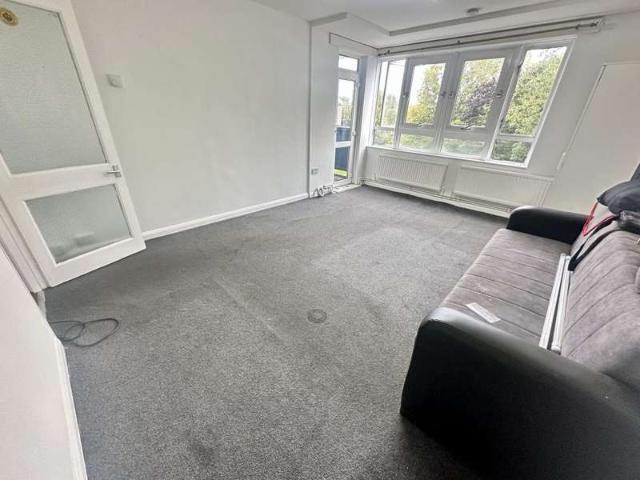 3 Bedroom Flat