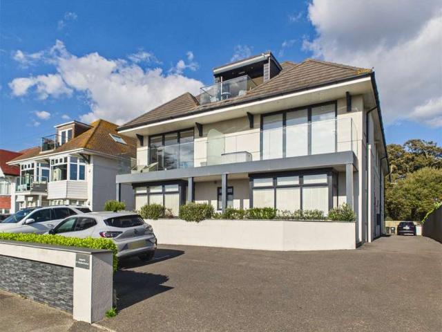 3 Bedroom Flat