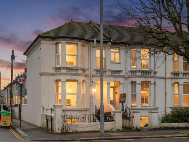 3 Bedroom Flat