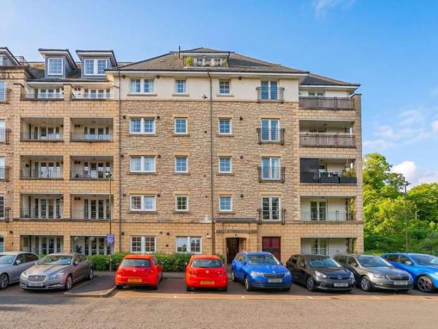 3 Bedroom Flat