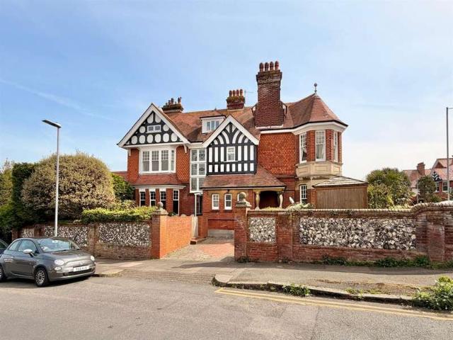 3 Bedroom Flat