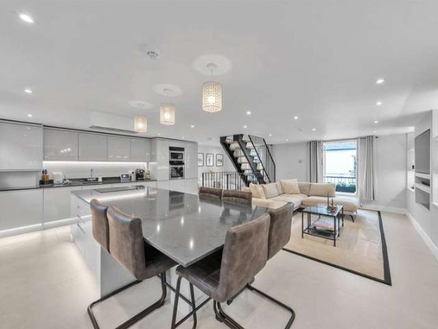 3 Bedroom Flat