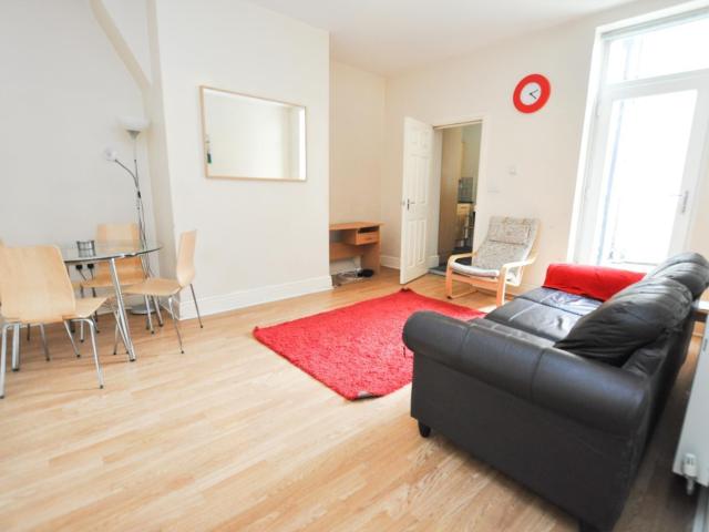 3 Bedroom Flat