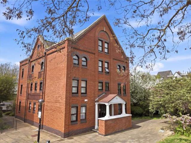 3 Bedroom Flat