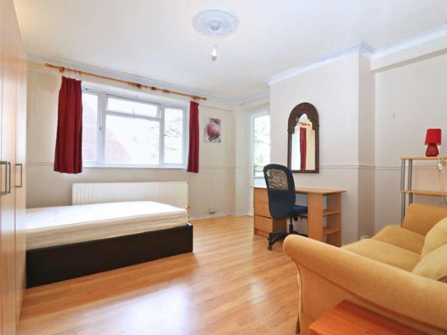 3 Bedroom Flat