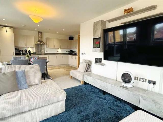 3 Bedroom Flat