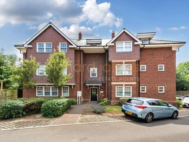 3 Bedroom Flat