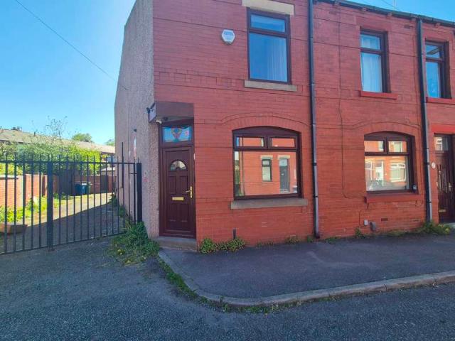 3 Bedroom End Of Terrace House