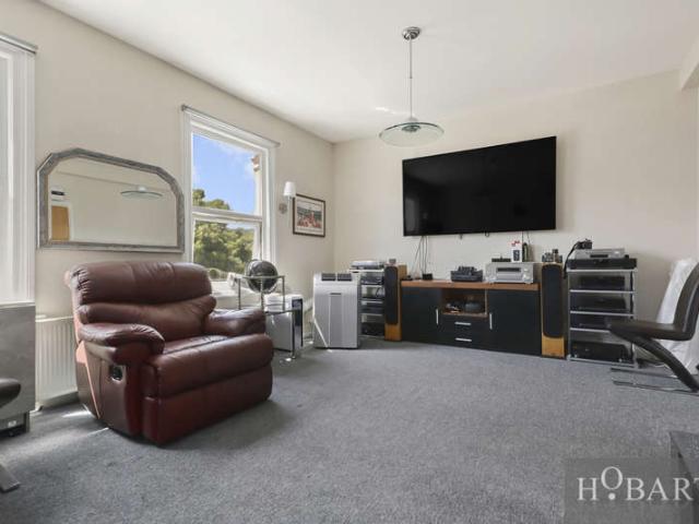 3 Bedroom Flat