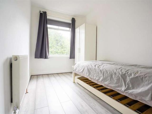 3 Bedroom Flat