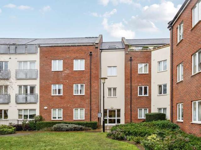 3 Bedroom Flat