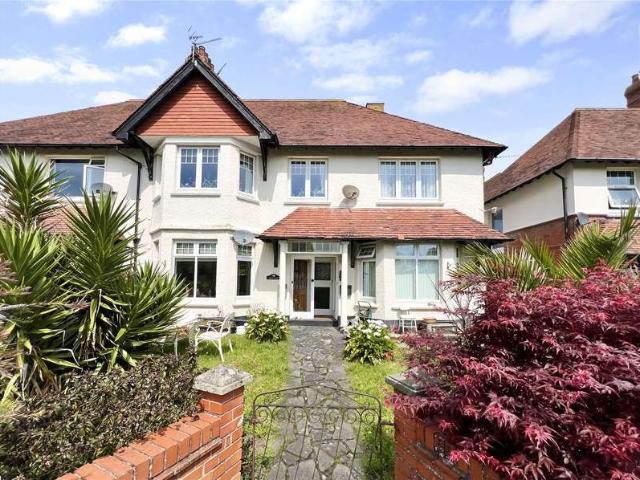 3 Bedroom Flat