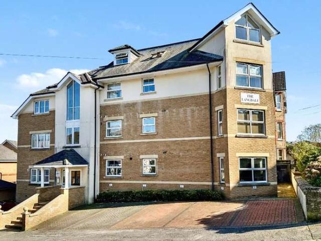 3 Bedroom Flat