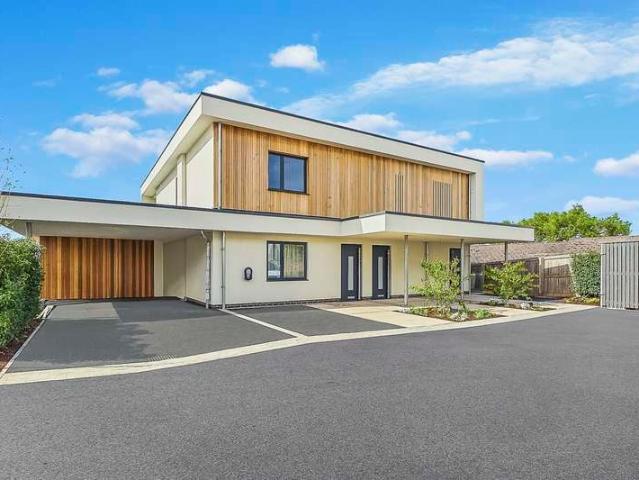 3 Bedroom Flat