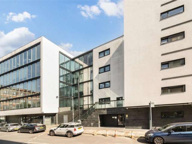 3 Bedroom Flat