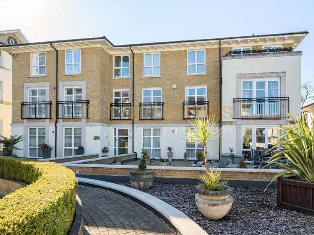 3 Bedroom Flat