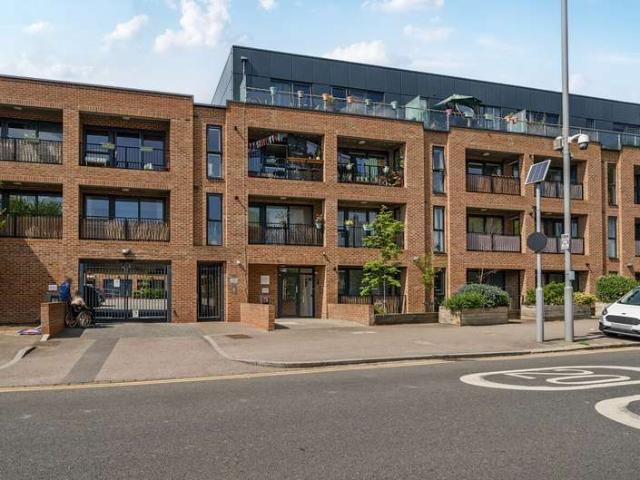 3 Bedroom Flat