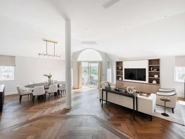 3 Bedroom Flat
