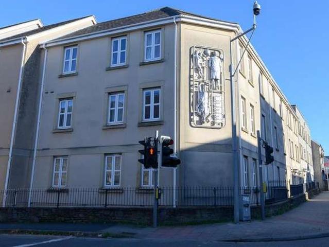 3 Bedroom Flat