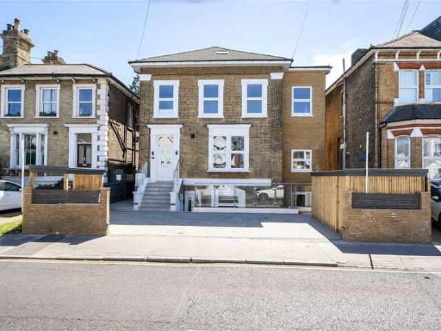3 Bedroom Flat